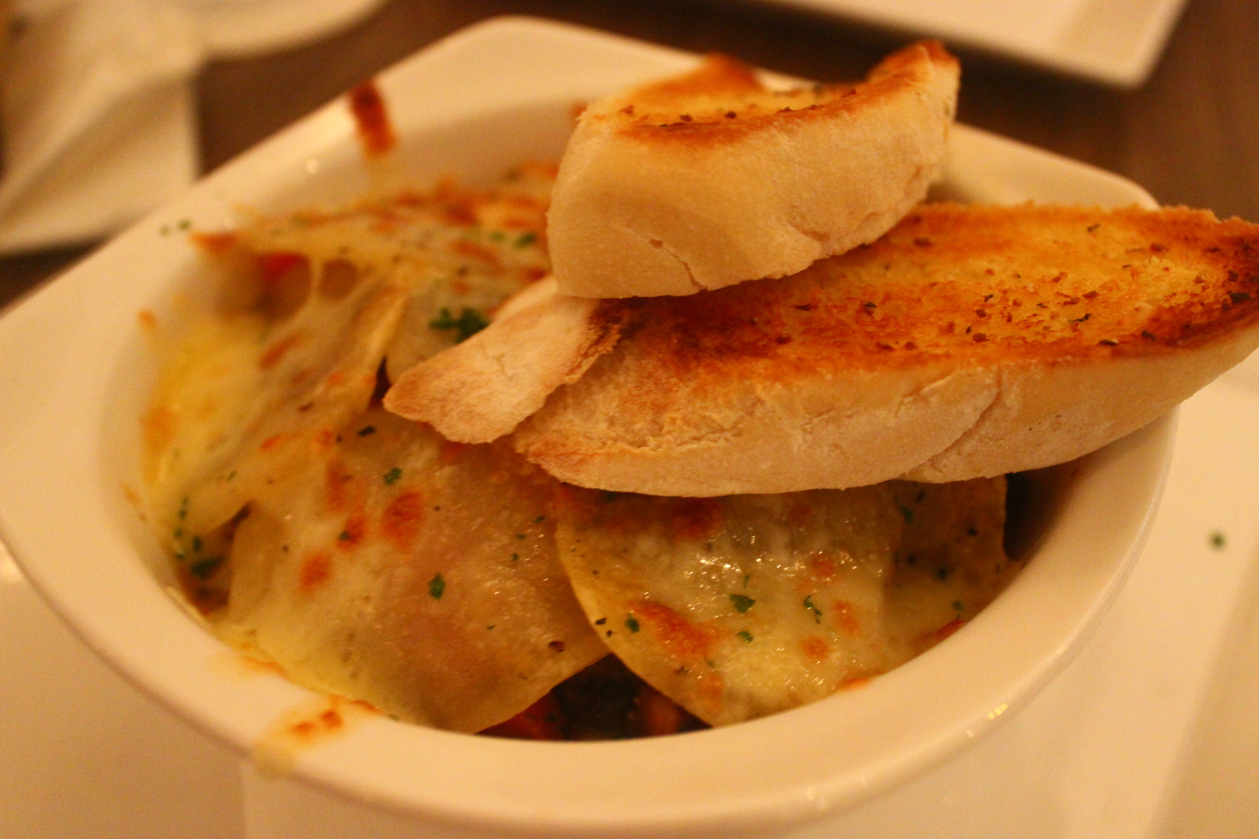 Food Review: Praelum Wine Bistro – The Ranting Panda