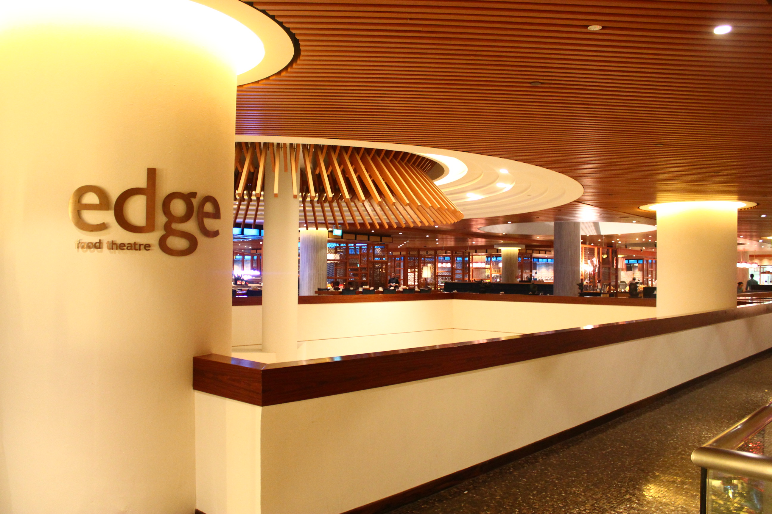 Food Review: Edge @ Pan Pacific Singapore | Best dinner buffet ever ...
