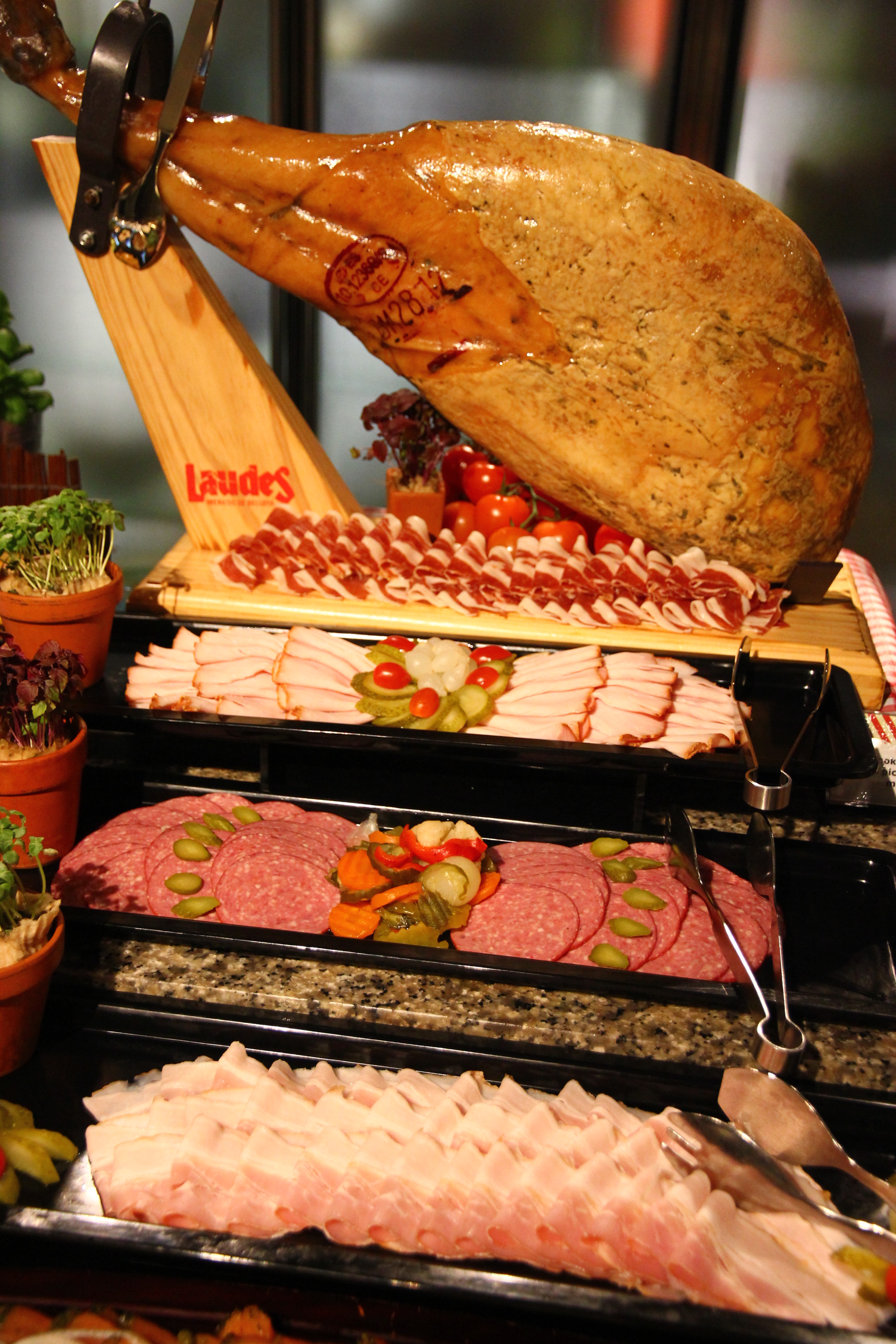 Snippets: Triple Three restaurant @ Mandarin Orchard Singapore ...