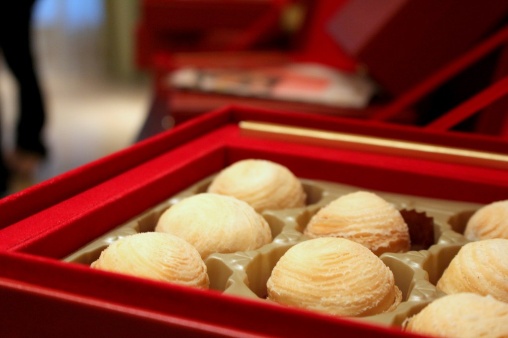 Snippets: 13 delectable Mooncakes to savour this Mid Autumn Festival ...