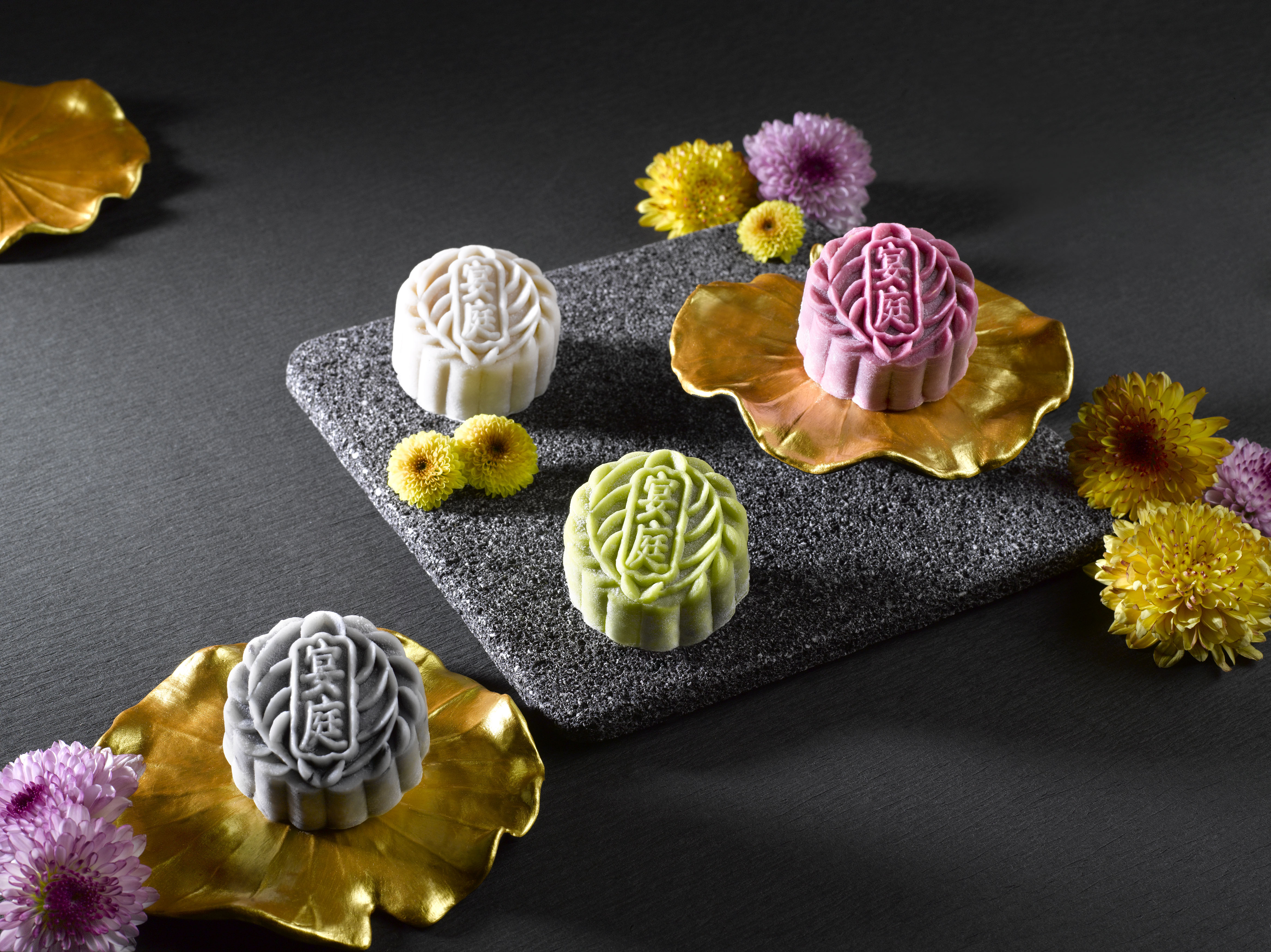 Snippets: 13 delectable Mooncakes to savour this Mid Autumn Festival ...