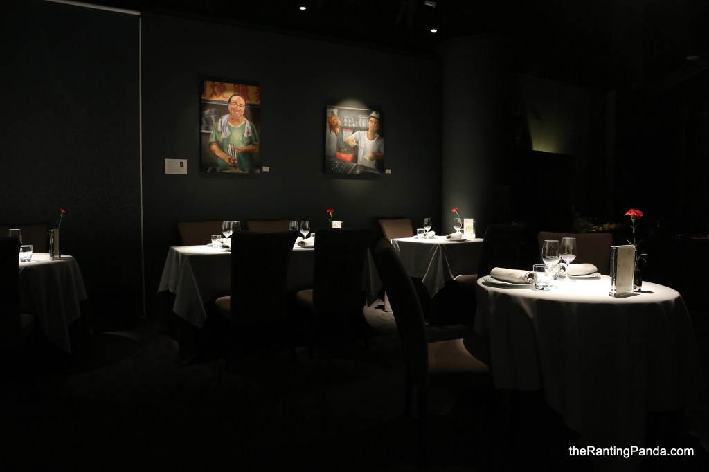 Food Review: Labyrinth at Esplanade Mall | Michelin-starred Restaurant ...