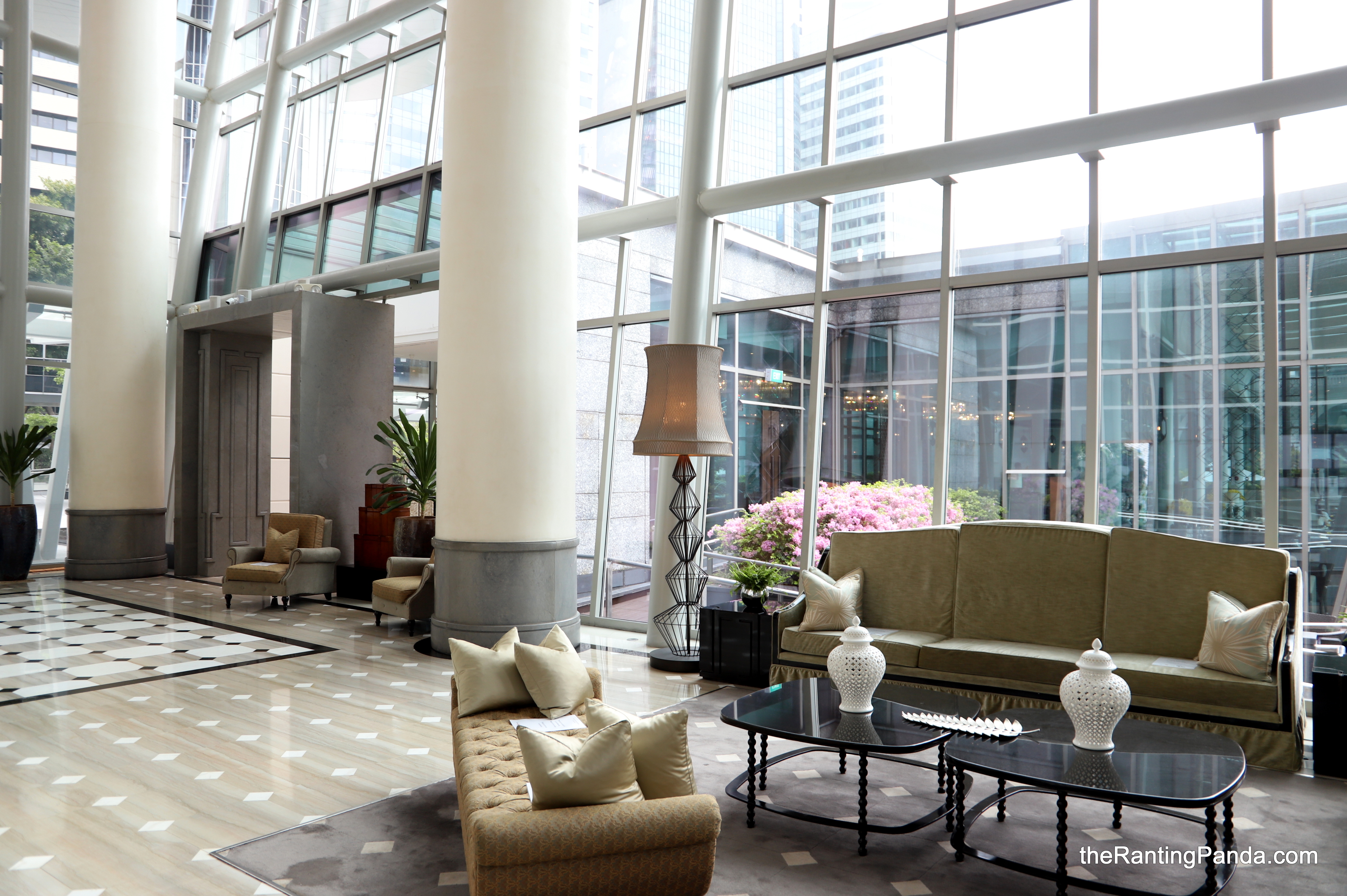 Hotel Review: Bay View Room At The Fullerton Bay Hotel | Spectacular ...