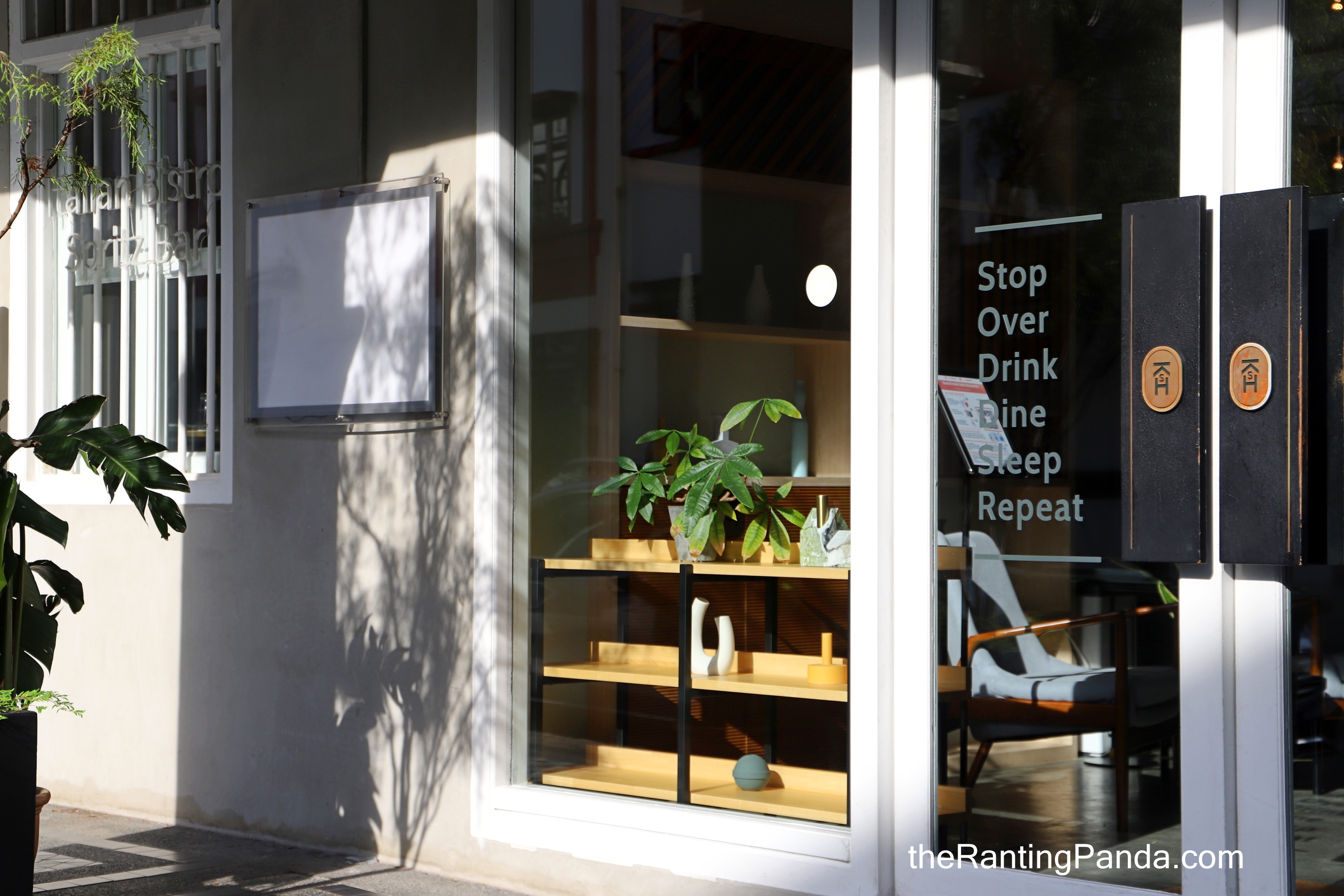 Hotel Review: KēSa House, The Unlimited Collection By Oakwood ...