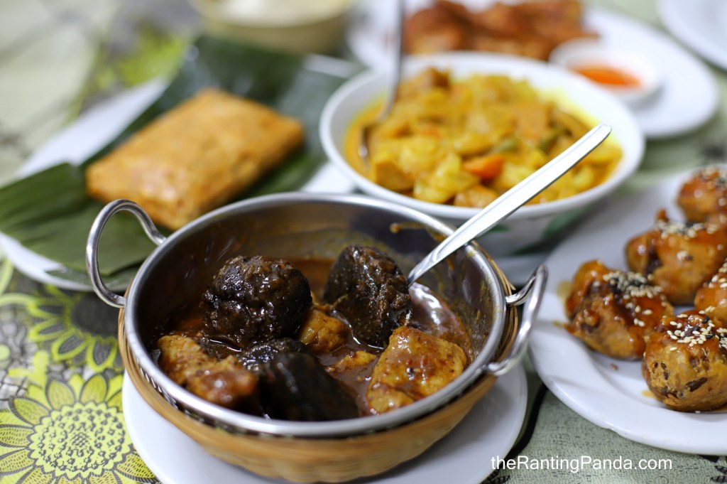 Food Review: Katong Delights At Figaro Street | Rustic, Under-The-Radar ...