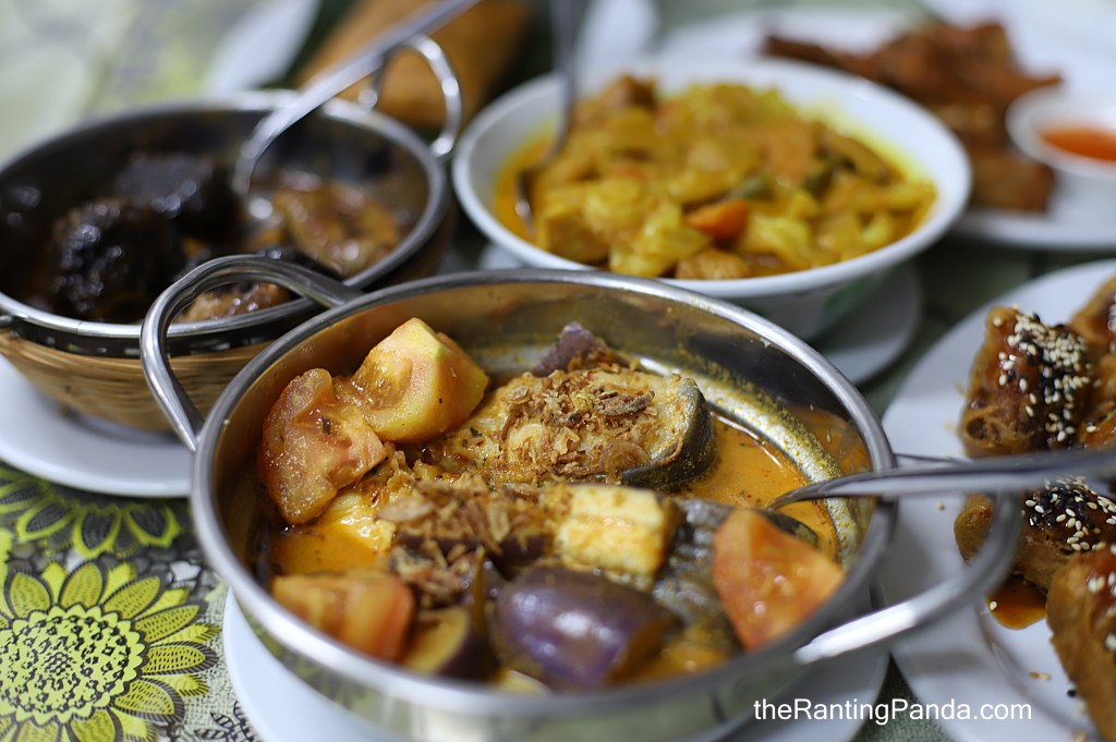 Food Review: Katong Delights At Figaro Street | Rustic, Under-The-Radar ...