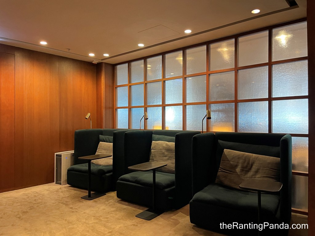 Lounge Review: Cathay Pacific The Deck Business Class Lounge, Hong Kong ...