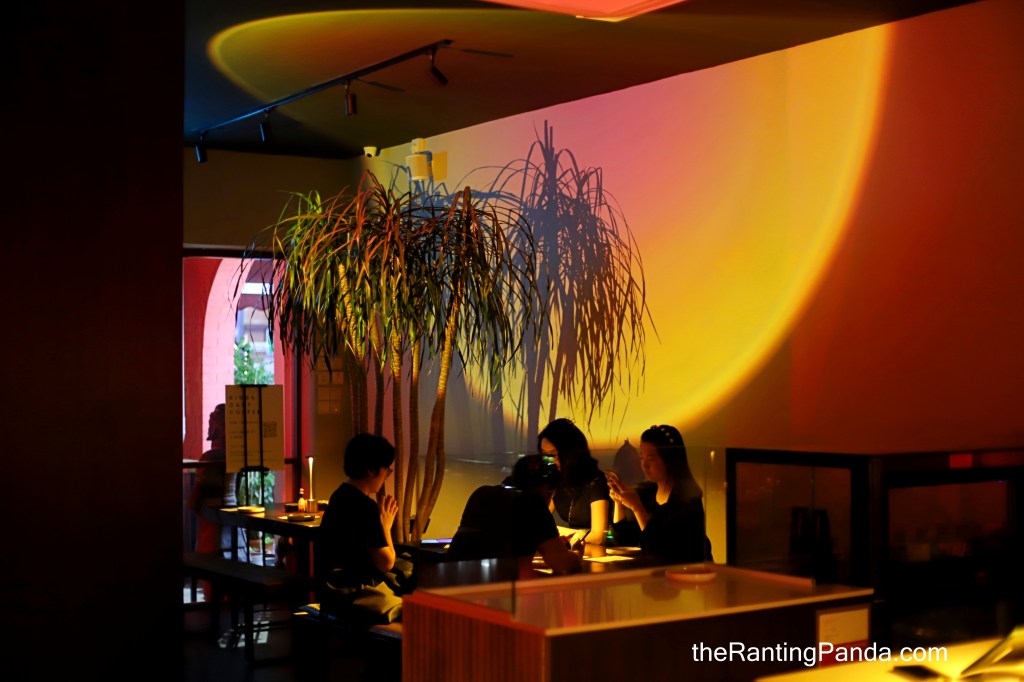 Food Review: Joo Chiat Oyster House In Katong | Japanese Oysters, Food ...