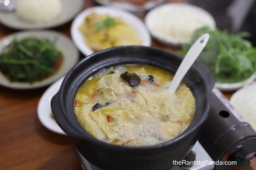 Food Review: Le Cheng Hainanese Chicken Rice At Changi Road | Chicken ...