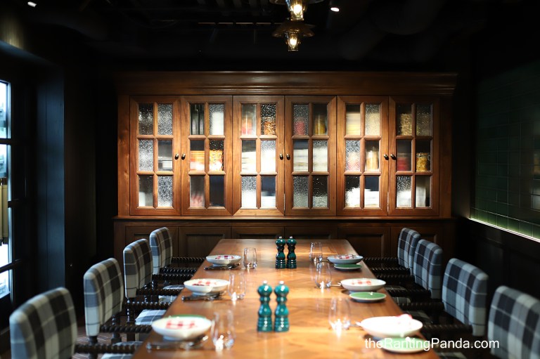 Food Scoops: Pete’s Place At Grand Hyatt Singapore | Revamped Interior ...