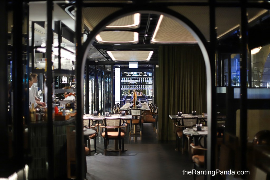 Food Review: Cygnet At QT Singapore | Chic Bar & Grill Restaurant In ...