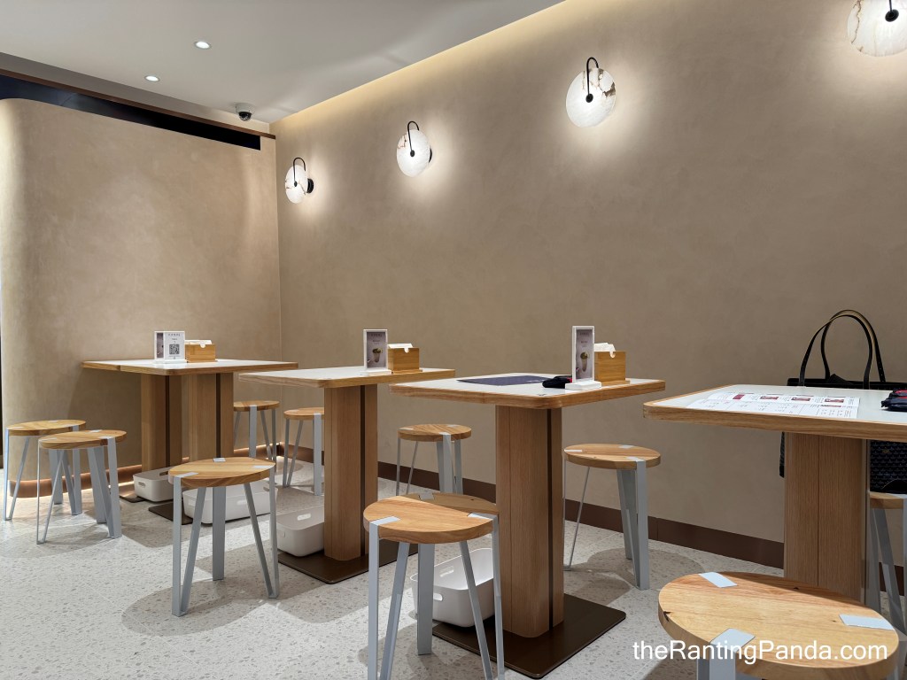 Food Review: Taiwan’s Popular Xiao Hun Mian 大師兄销魂面铺 Spicy Noodles Opens ...