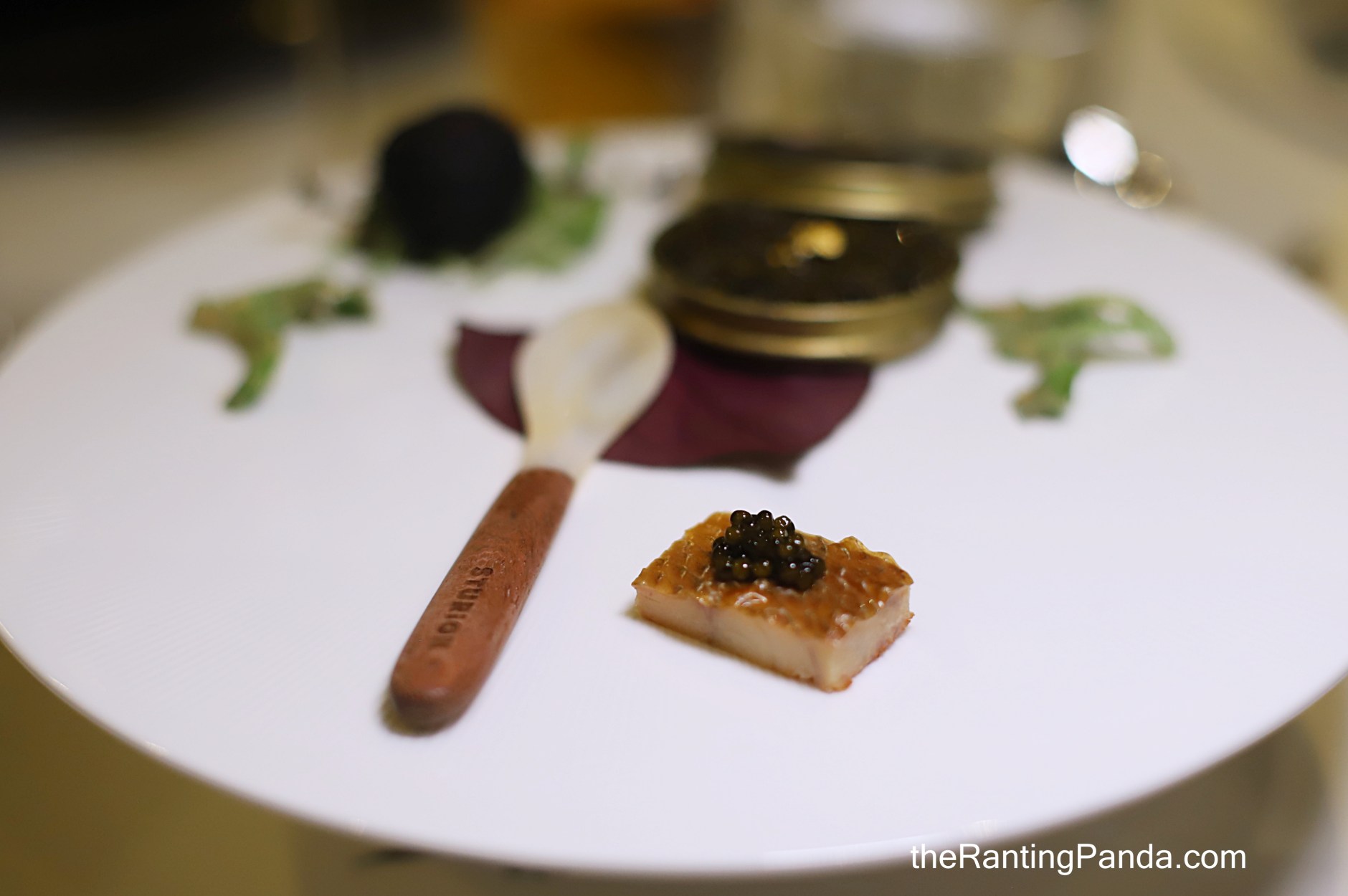 Food Review: Tong Le Private Dining At OUE Tower | The Only Revolving ...