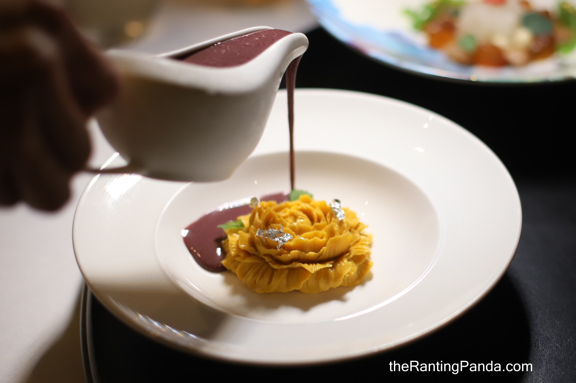 Food Review: Tong Le Private Dining At OUE Tower | The Only Revolving ...