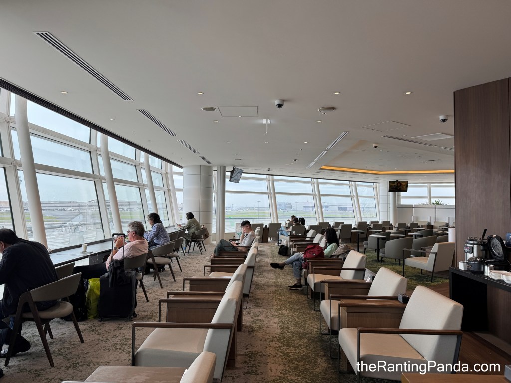 Lounge Review: TIAT Lounge Tokyo Haneda Terminal 3 | Basic Lounge With ...