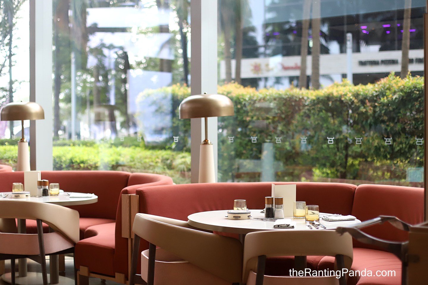 Food Review: Sunday Brunch Buffet At The Kitchen Table | Decadent ...